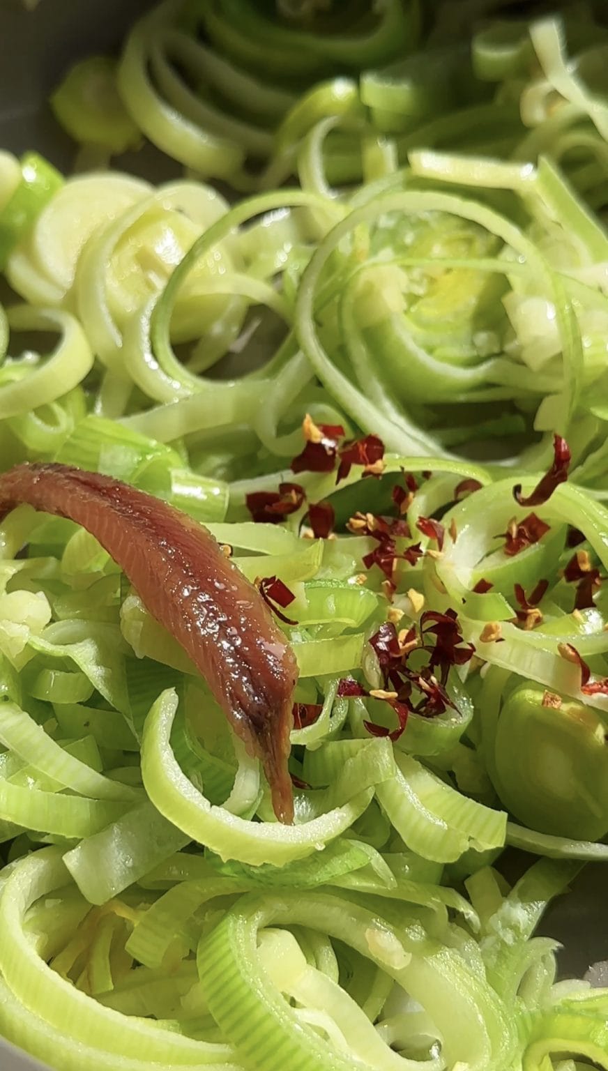 One Pan Leek Pasta With Crispy Parma Ham - Desert Island Dishes