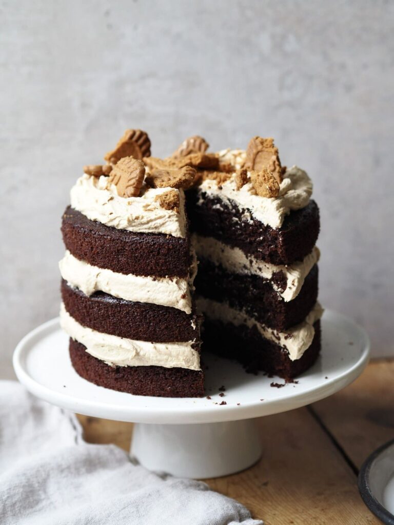 Easy Biscoff Cake - Desert Island Dishes