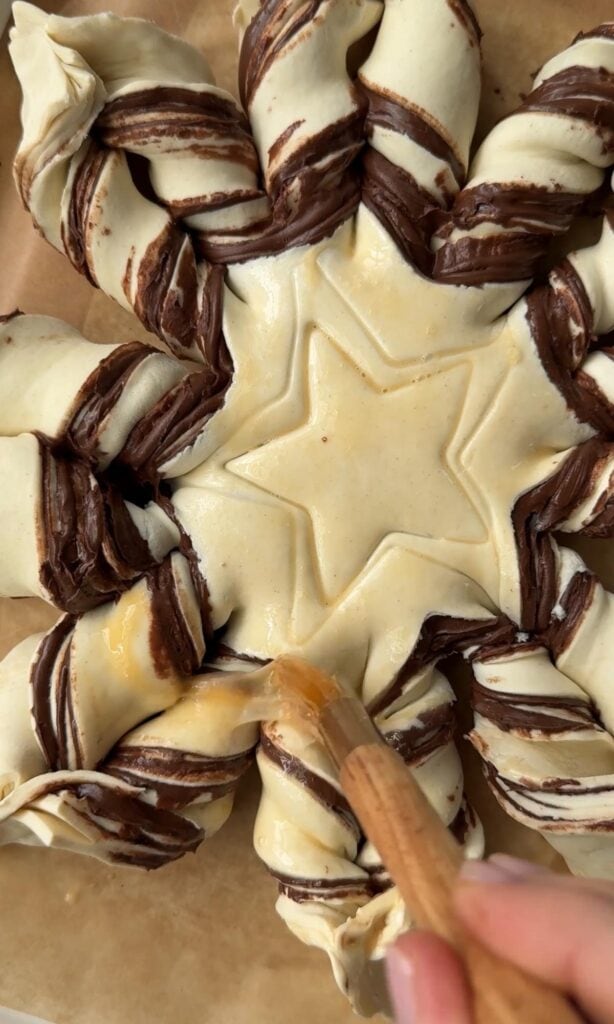 Nutella Tarte Soleil (Puff Pastry Sun) - Desert Island Dishes